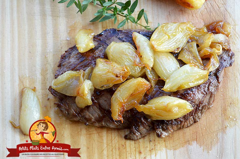 Bifteck aux oignons glacés | Petits Plats Entre Amis