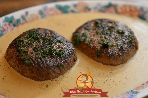 Steak haché sauce anglaise | Petits Plats Entre Amis
